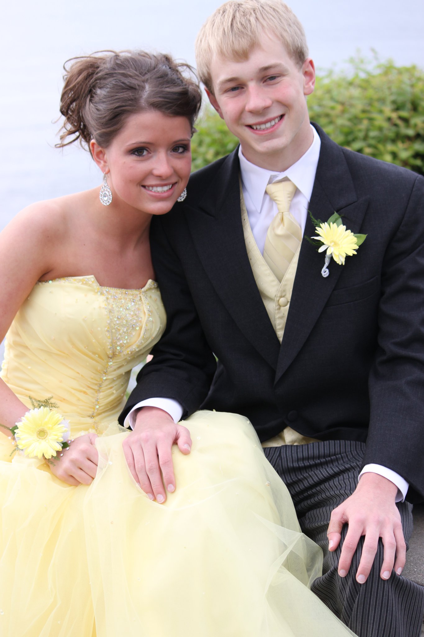 Best Prom Couple Winner!