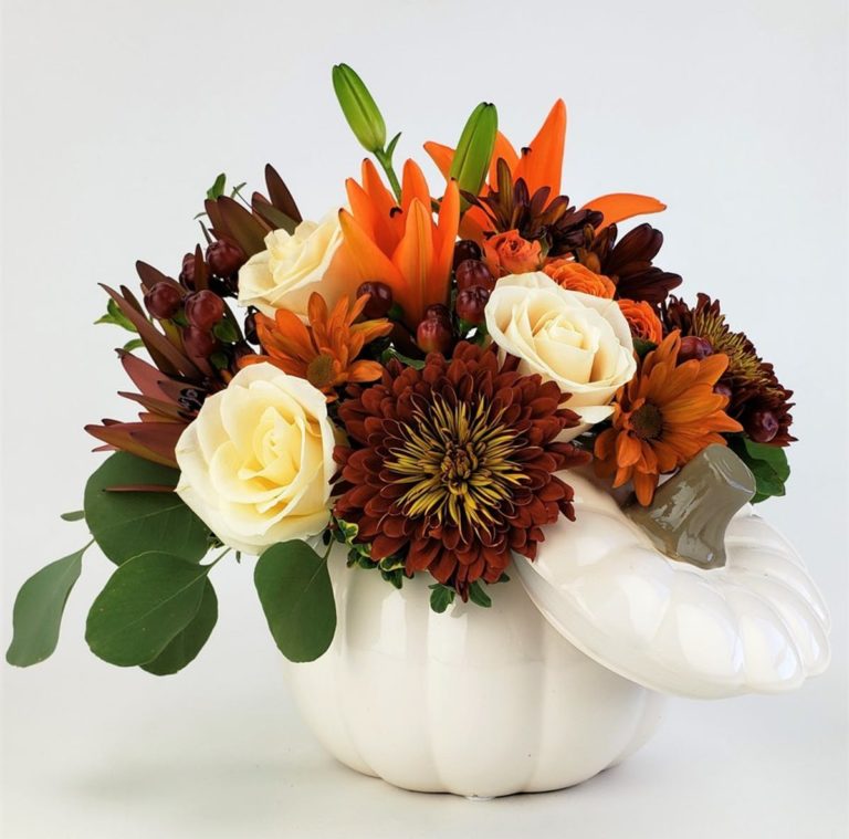Ghostly Flowers and Ghoulish Gifts - The Perfect Way to Celebrate Halloween